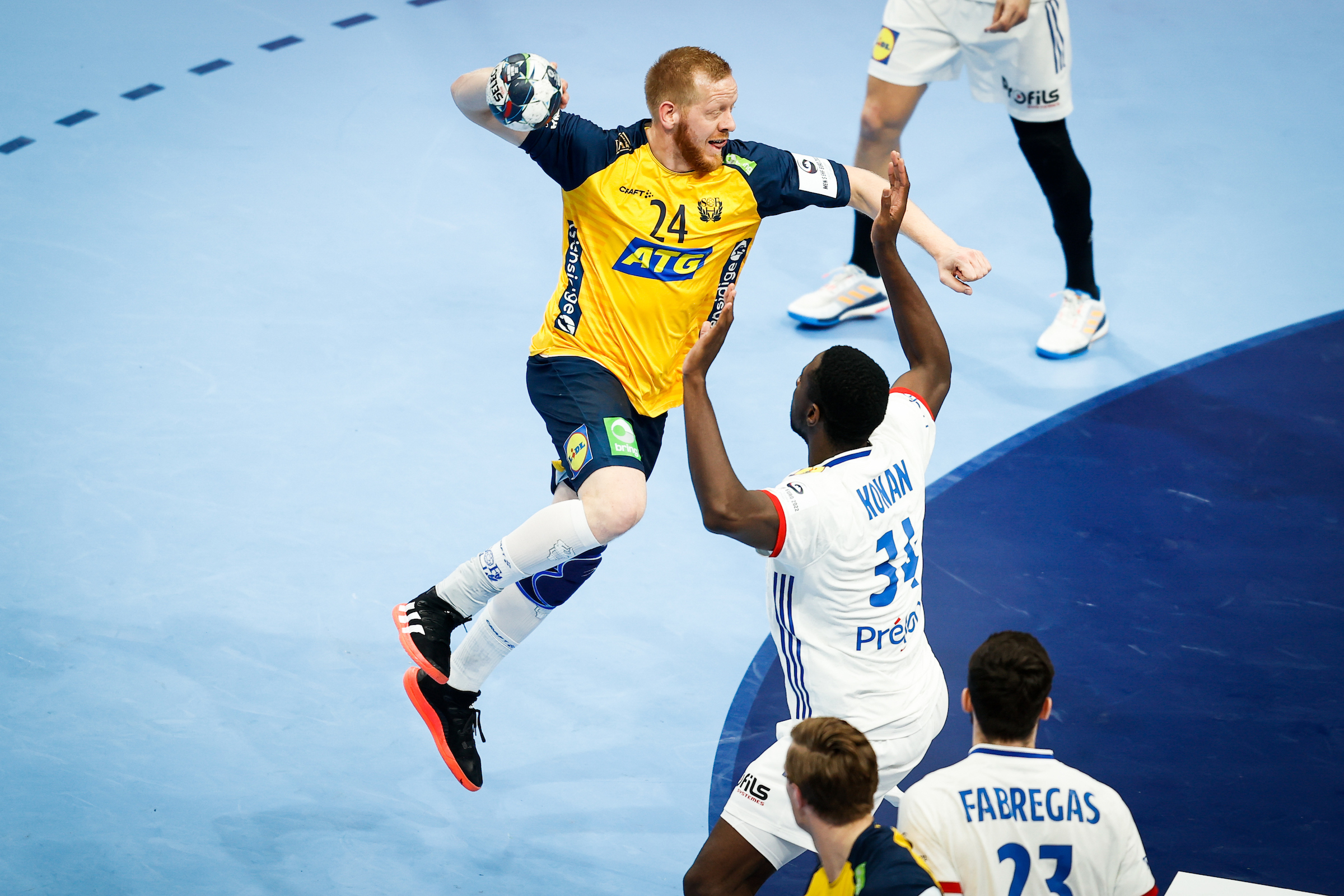 Amorim finds a new challenge in her love of handball