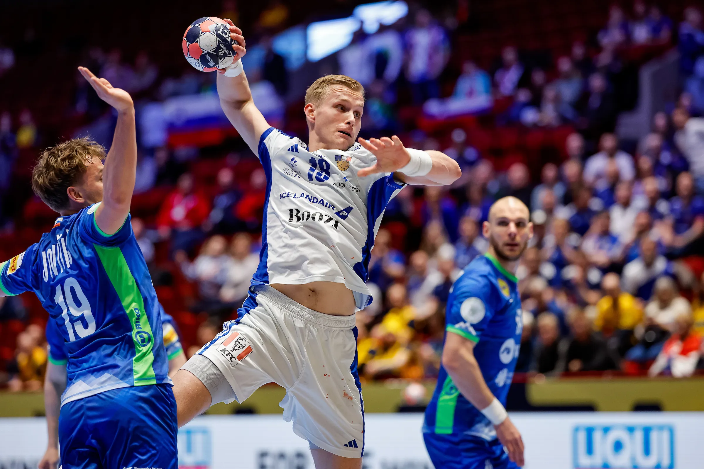 Handball: Iceland return to EHF EURO semi-finals